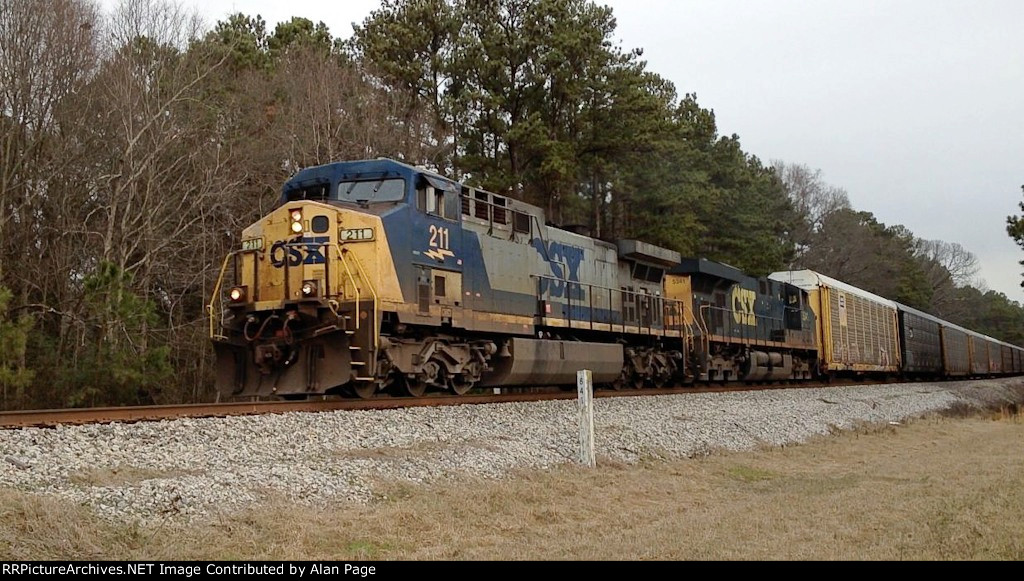 CSX AC44CW 211 and ES40DC 5341